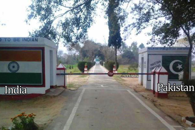 13 Stunning Pictures of Pakistan-India Border | Paki Holic